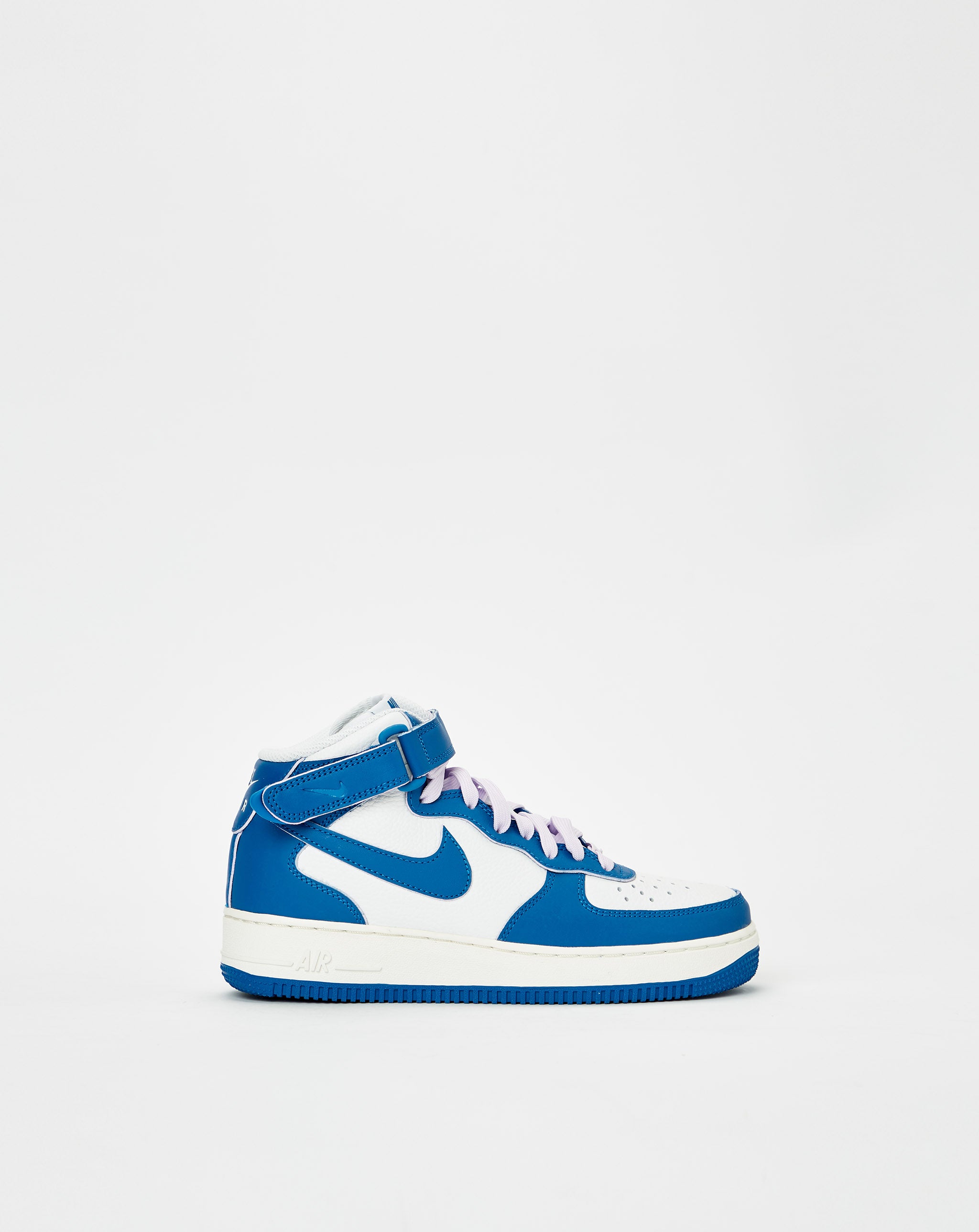 Women's Air Force 1 '07 Mid – two : minds